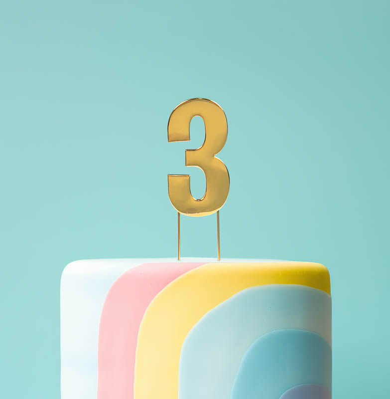 Cake Topper Bold Gold Number 3 – Ipswich Cake Room